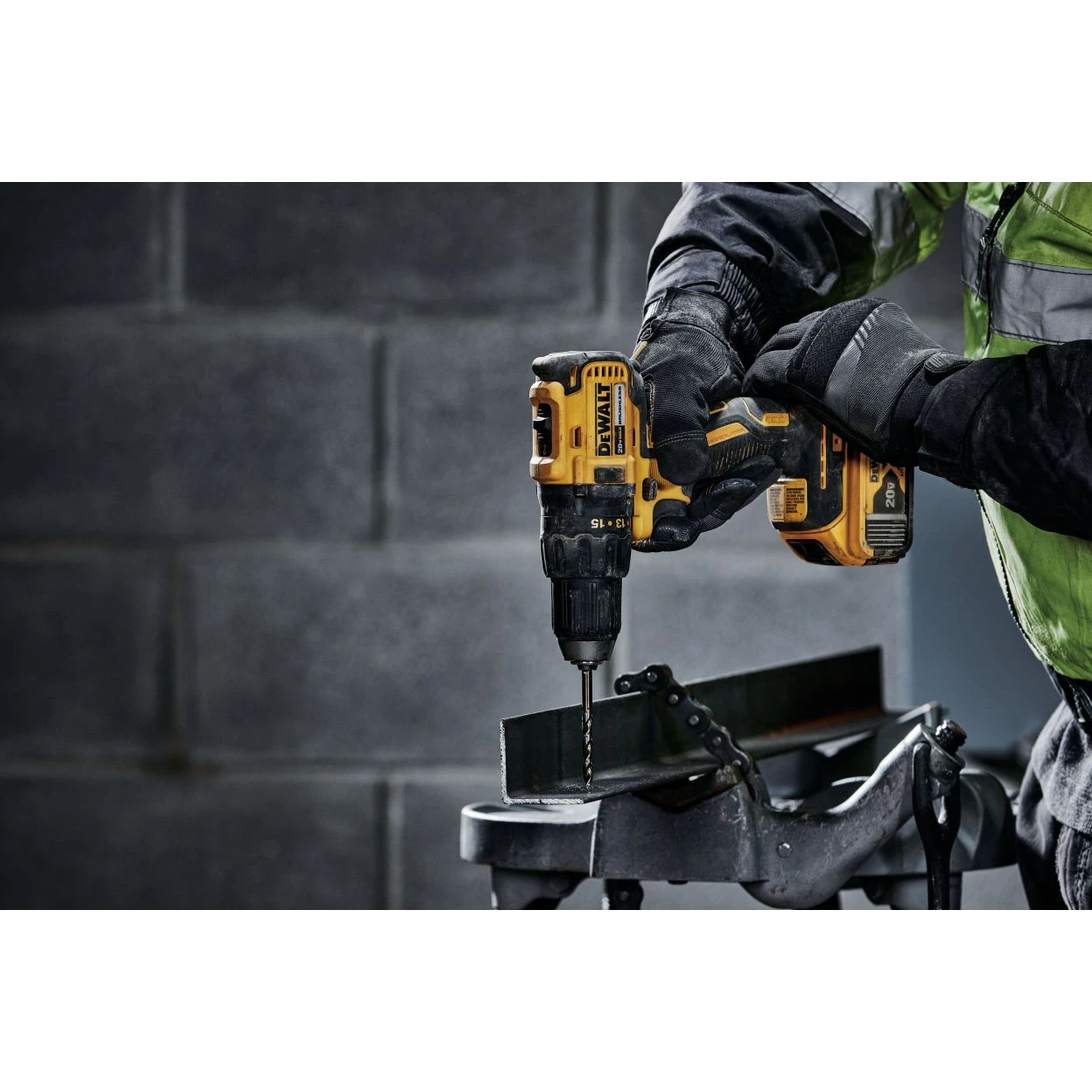 DEWALT DCD777P1 18 1750 5 DCD777P1 QW 777 1 DeWALT