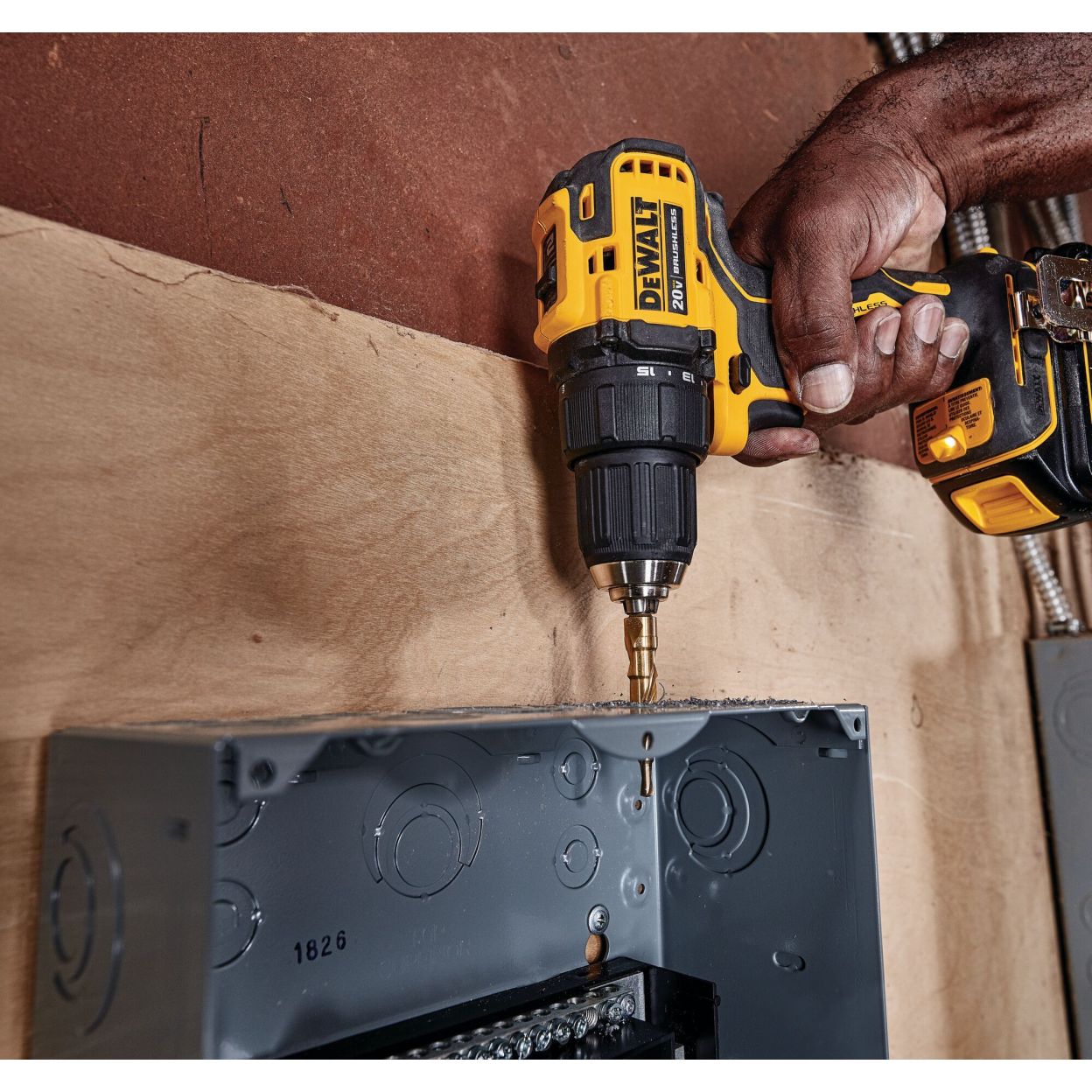 Купить DEWALT DCD708N аккумуляторная дрель-шуруповерт, 18 В, 1650 об ...