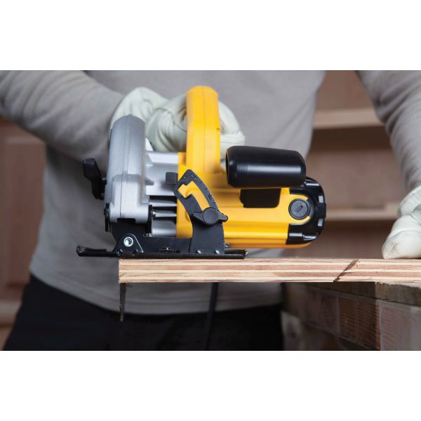 Купить DEWALT DWE560 дисковая ручная пила, 1350 Вт. Цена на ДеВОЛТ ДВЕ ...